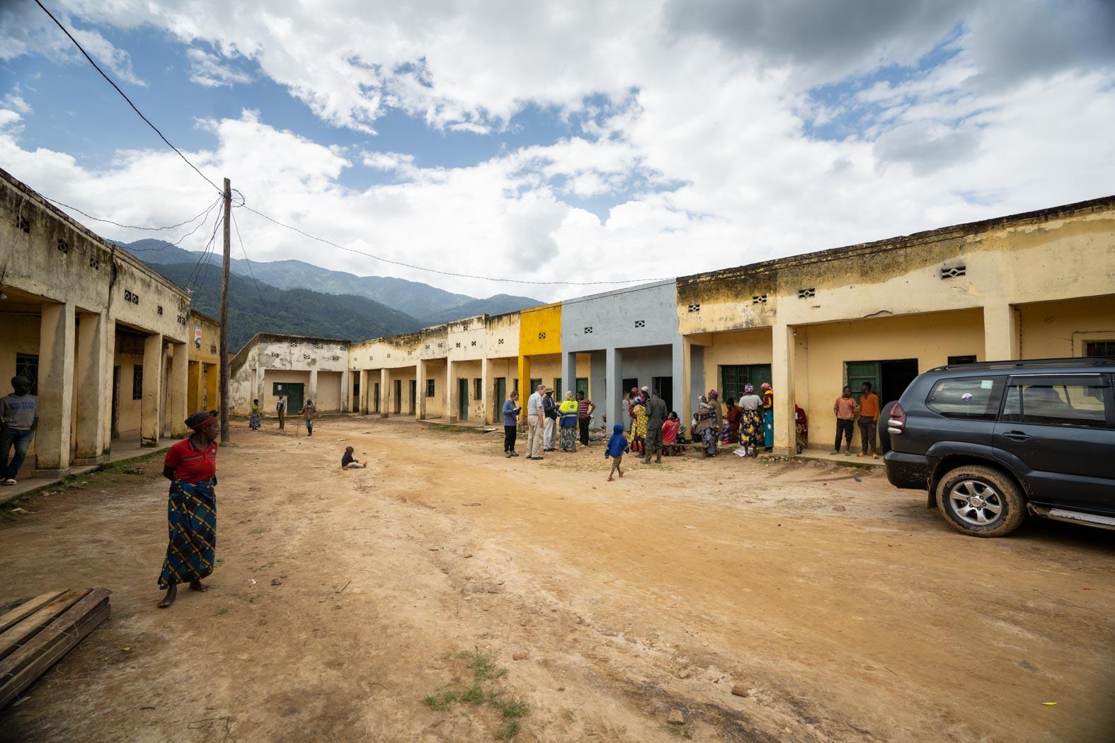 Through The Lens: A Columbus Zoo Photographer's Journey To Rwanda ...